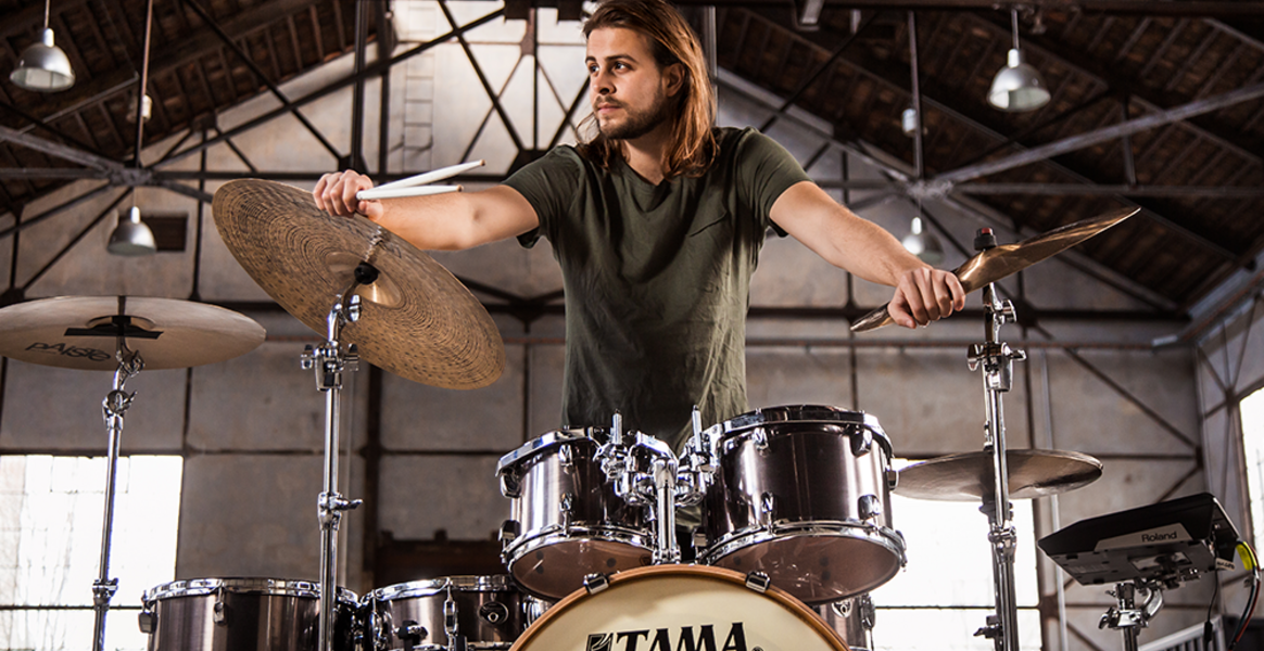 Roberto Carella at the Drum Festival Switzerland: Beat after beat